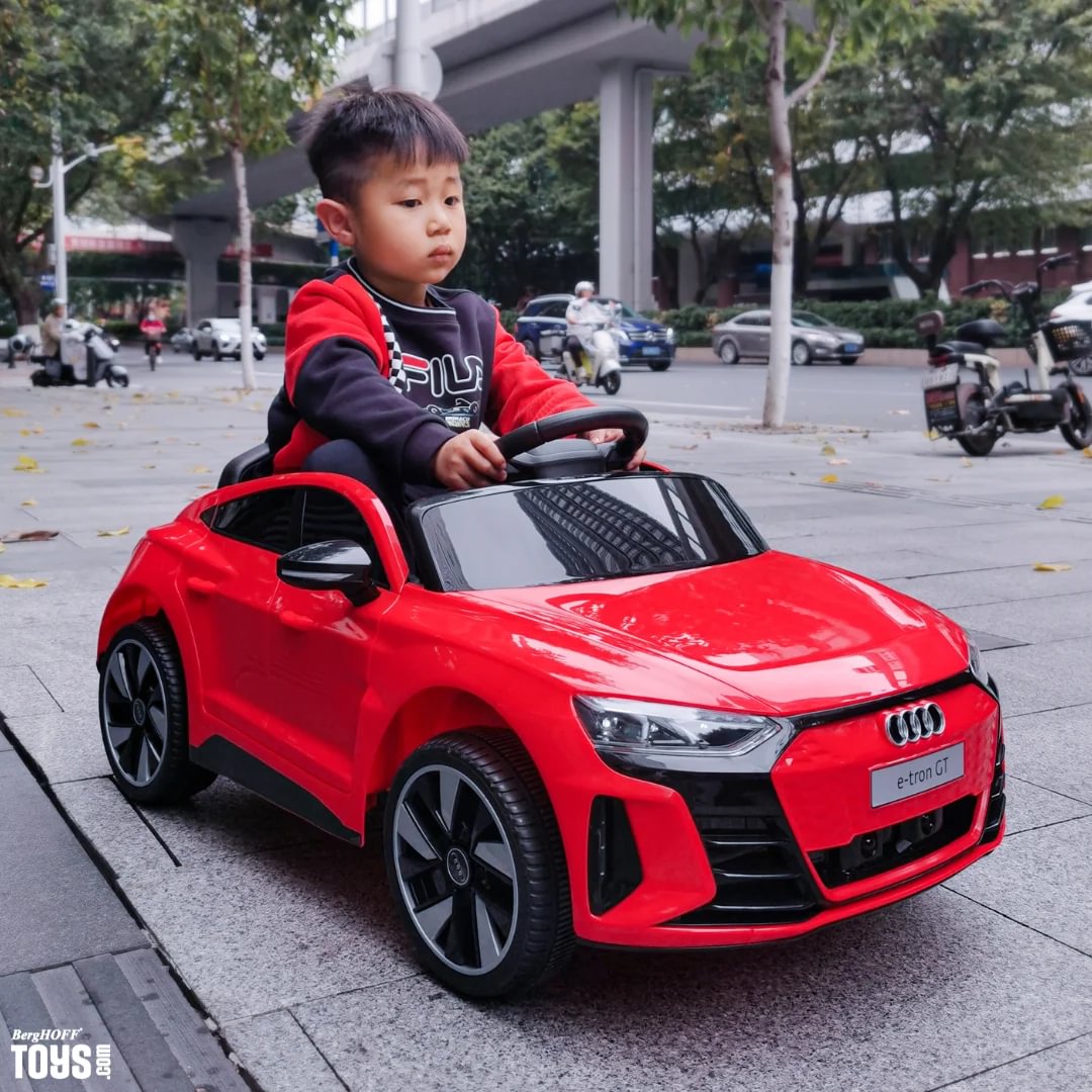 Audi e-Tron GT Electric Kids Car 12V - Red - Berghoff toys