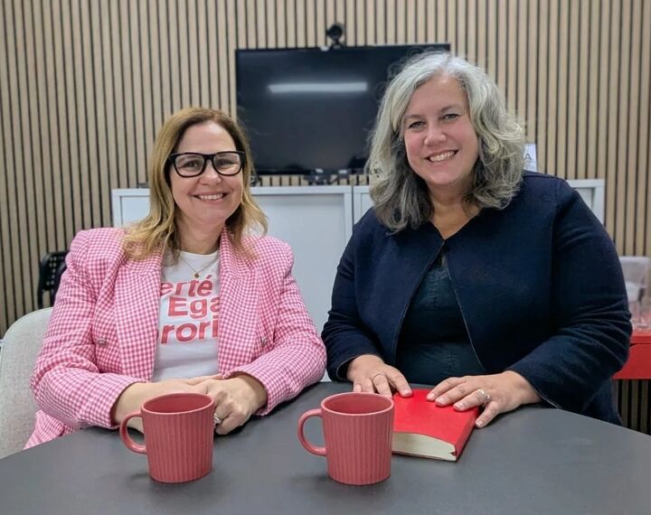 Mayor welcomes public ownership for West’s trains - West of England ...