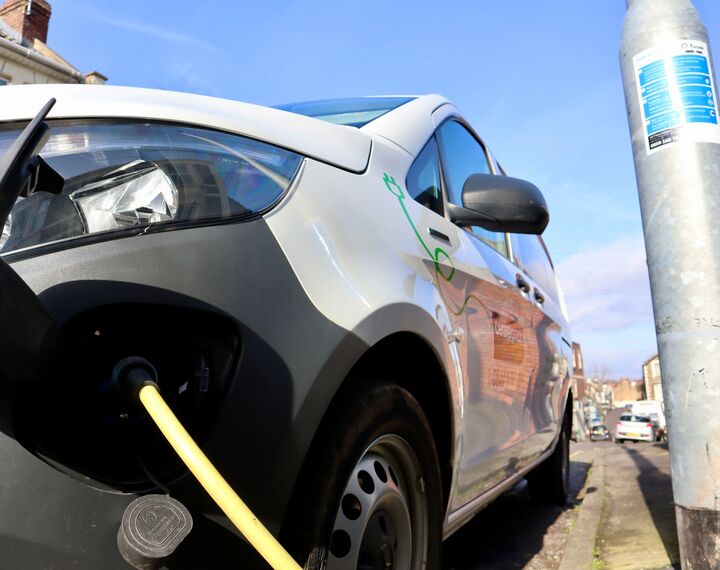 Bristol’s EV charging boosted by 150 new on-street charge points - West ...